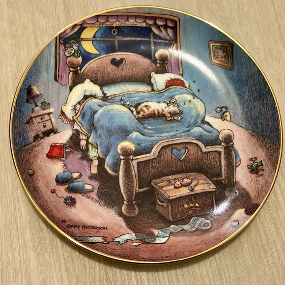 Danbury Mint | Accents | Danbury Mint Bed Hog Collectible Plate Gary ...